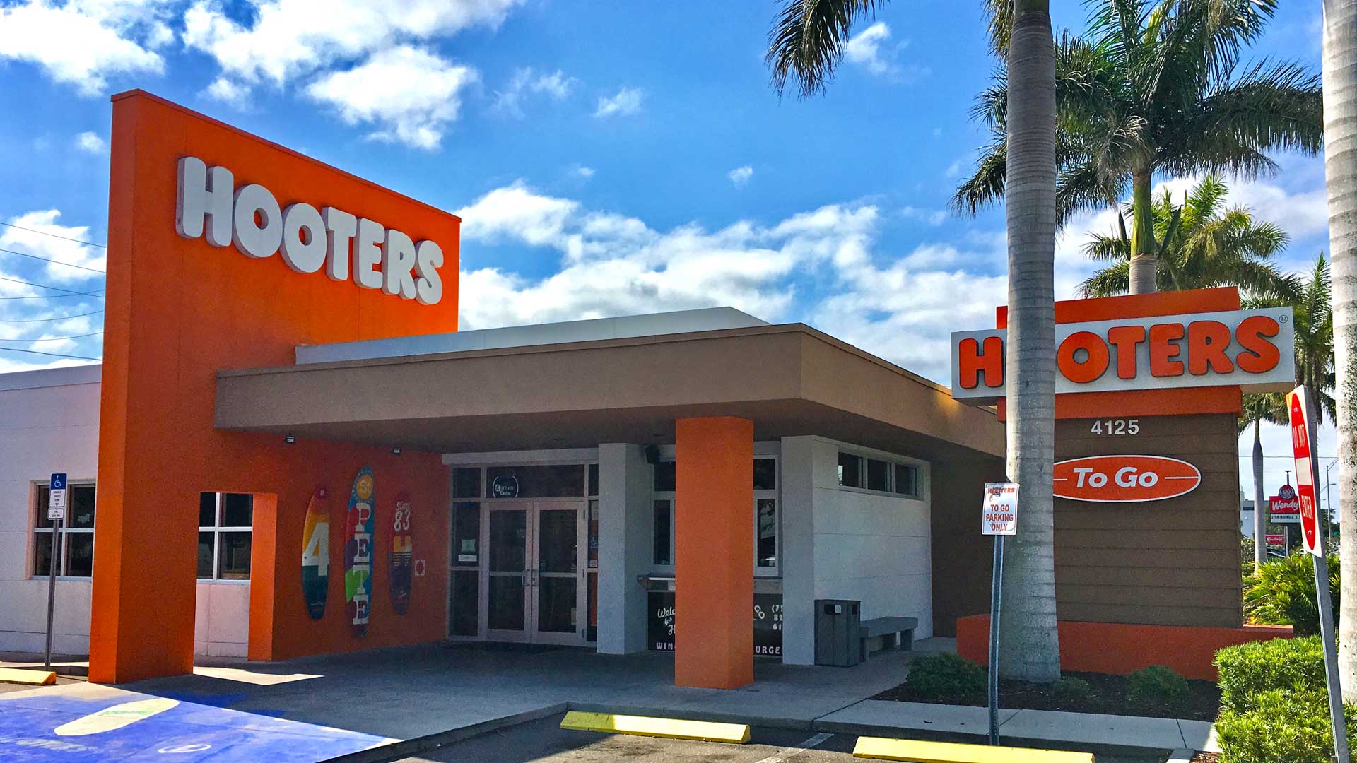 St. Petersburg, Florida - 4th Street N - Original Hooters